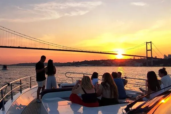 Sunset Bosphorus Cruise by Private Yacht - Best Boat Top 1